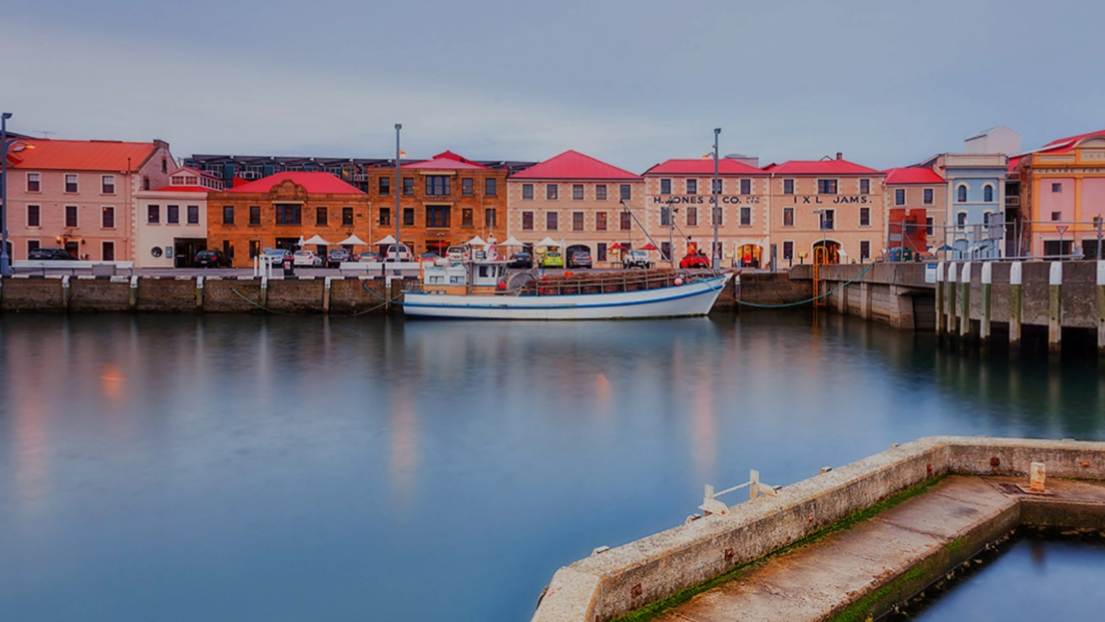 Hobart | Hobart Holiday Deals, Travel Guides & Things to do | Tasmania ...